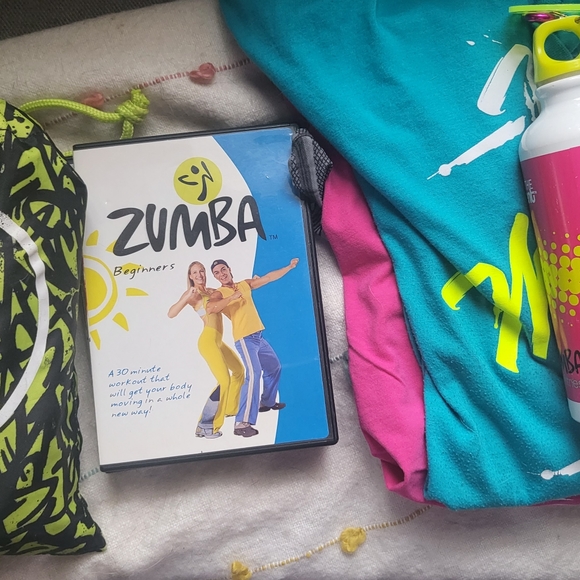 Zumba Fitness | Tops | Vintage Zumba Lot With New Water Bottle Keychain ...
